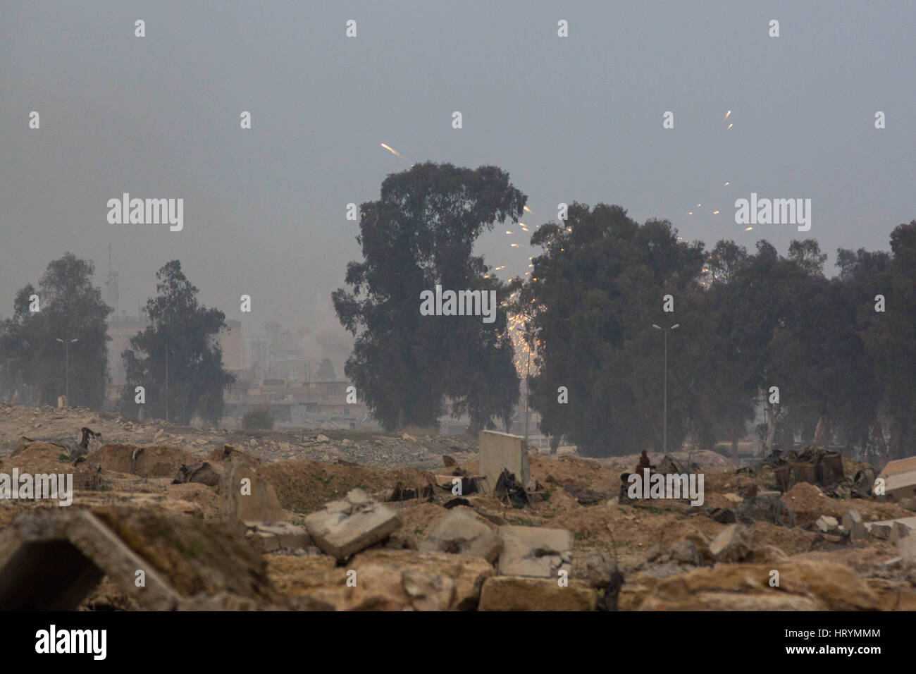 Mosul, Nineveh, Iraq. 1st Mar, 2017. Iraqi Army 220MM Rocket fire from ...