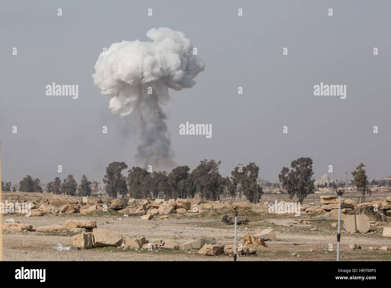 Mosul, Nineveh, Iraq. 1st Mar, 2017. A purported ISIS suicide Car Bomb ...