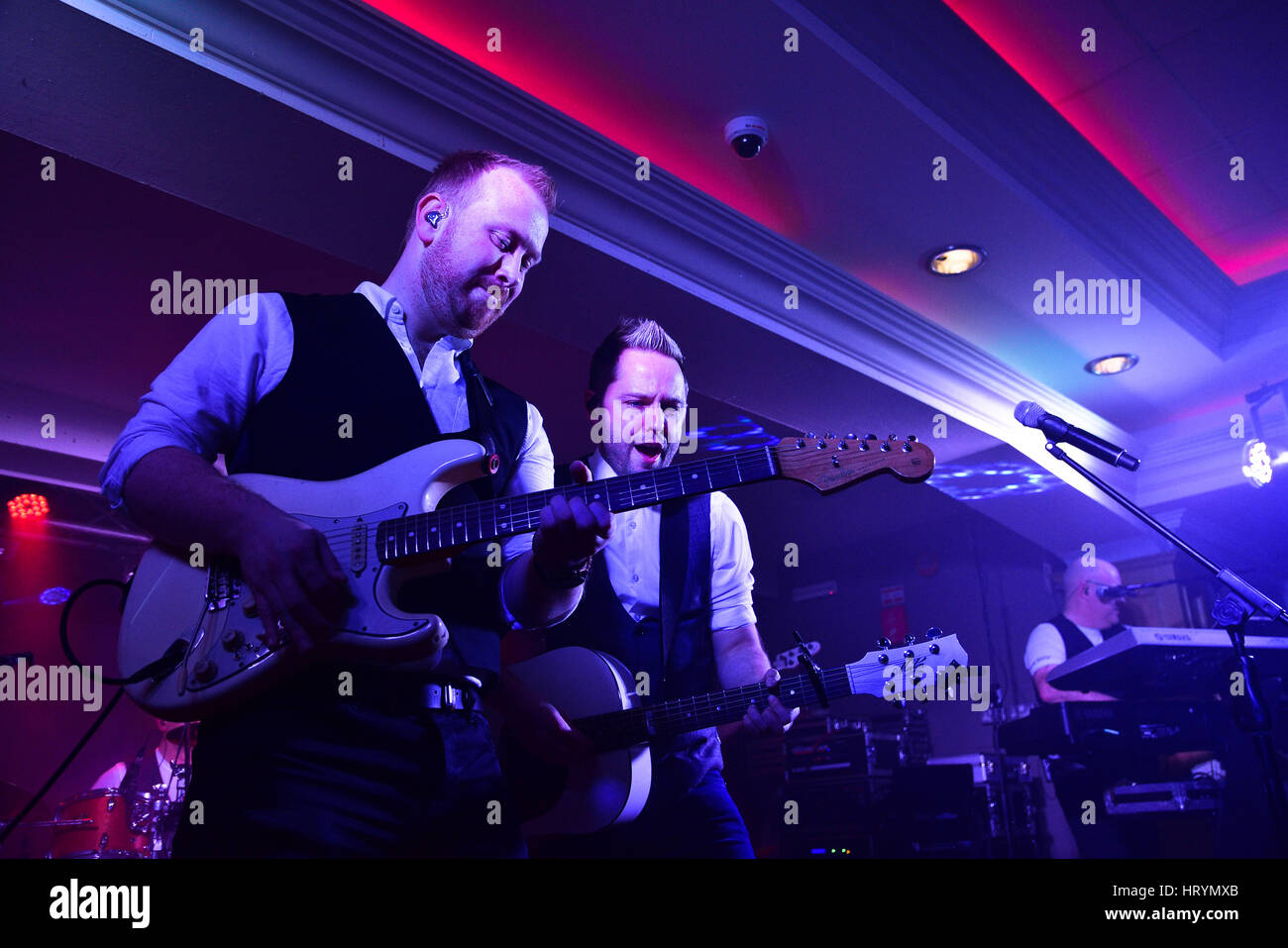 Irish Country Music Singer/Songwriter Derek Ryan in Concert.. Credit ...