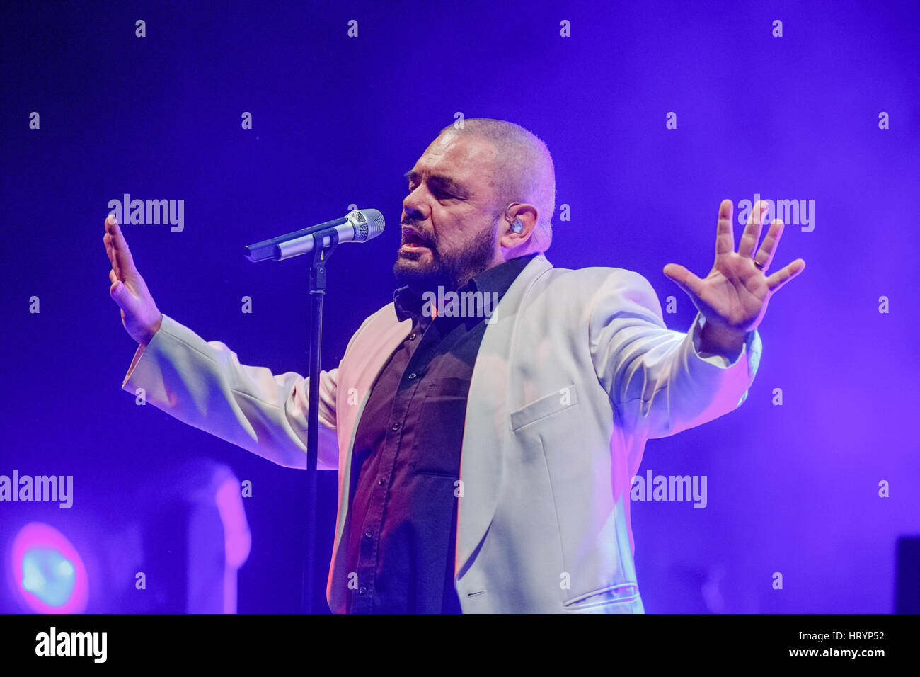 Singer marian gold hi-res stock photography and images - Alamy