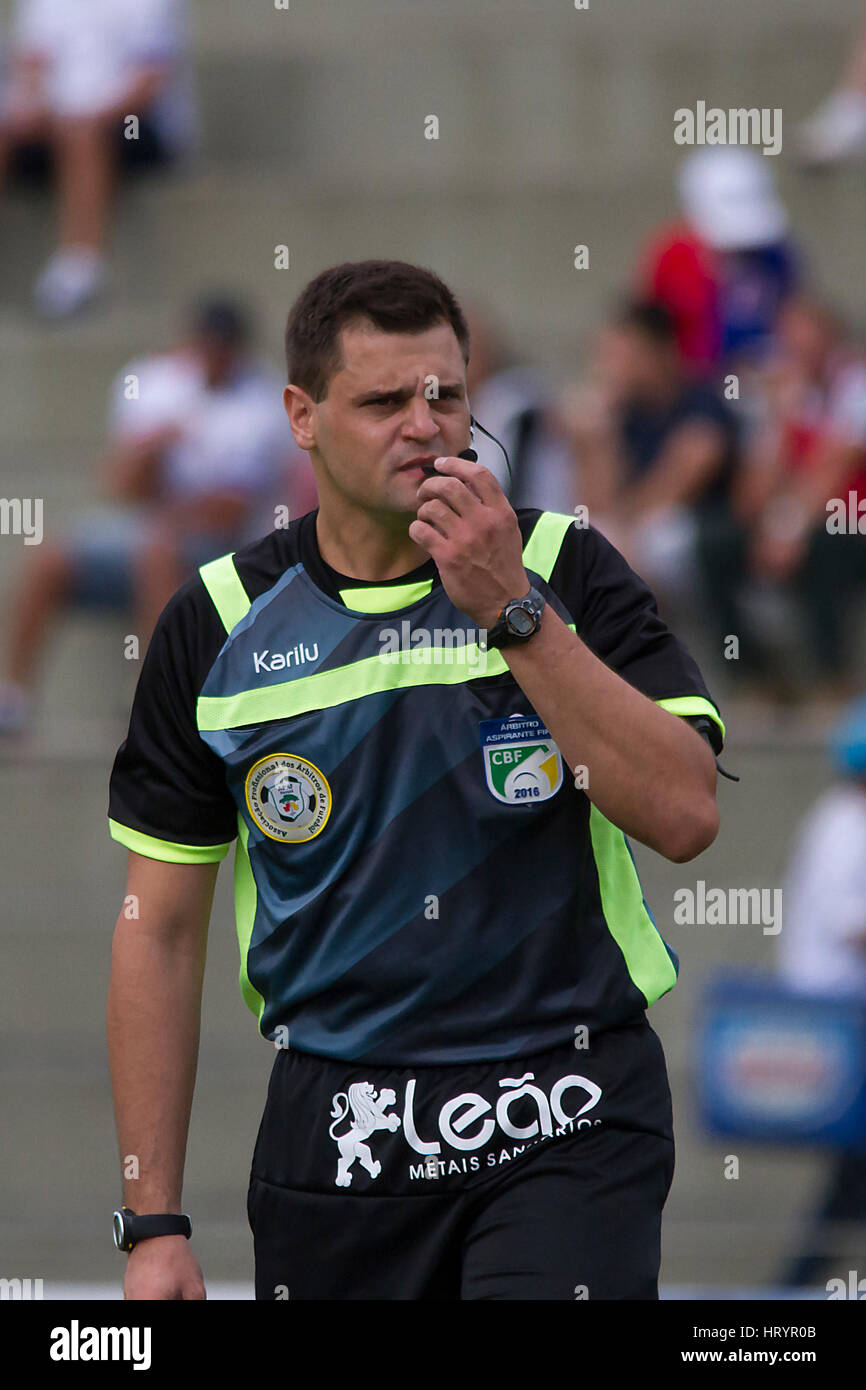 Curitiba, Brazil. 05th Mar, 2017. Referee Rafael Traci. Paraná Clube ...