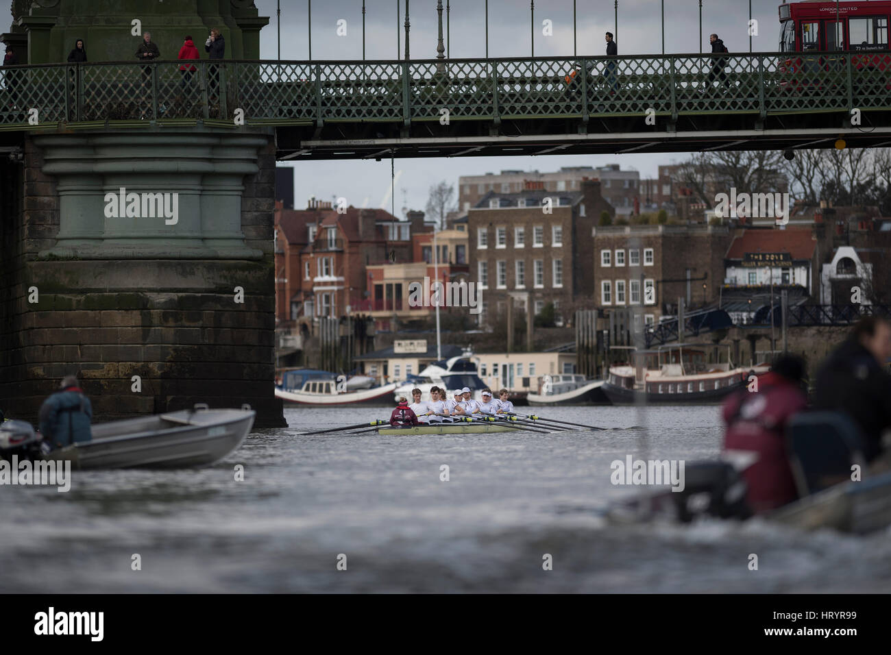 London, UK. 5th Mar, 2017. Boat Race Fixture. Oxford University Boat ...