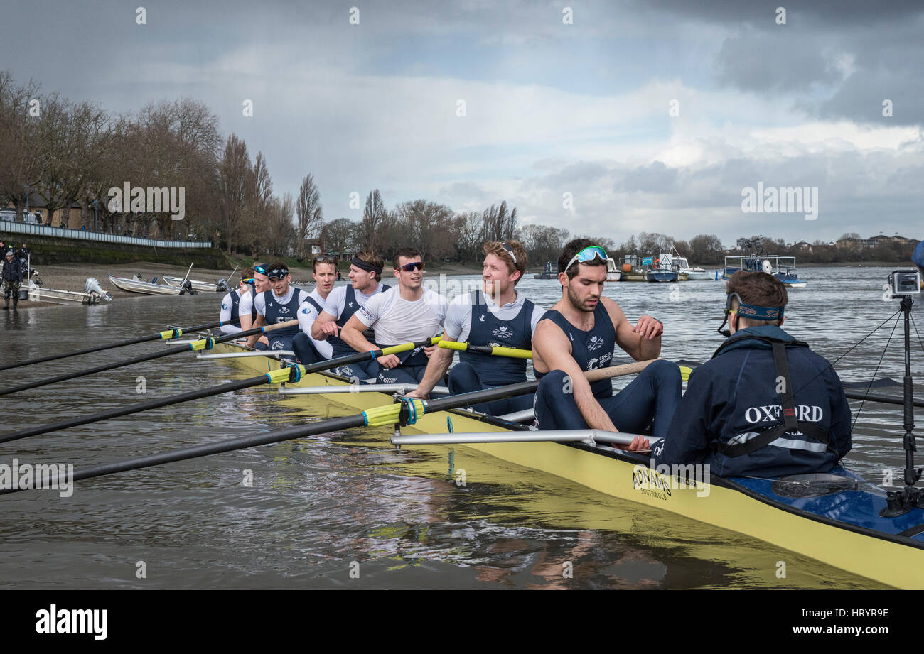 London, UK. 5th Mar, 2017. Boat Race Fixture. Oxford University Boat ...