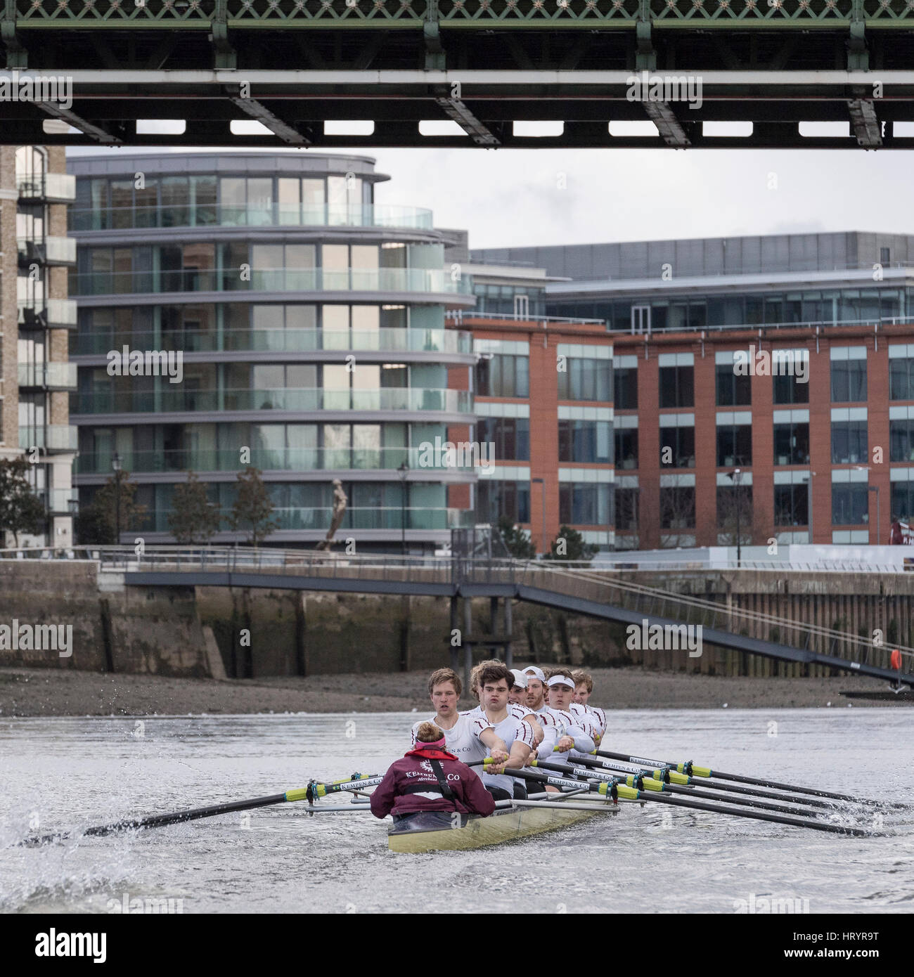 London, UK. 5th Mar, 2017. Boat Race Fixture. Oxford University Boat ...