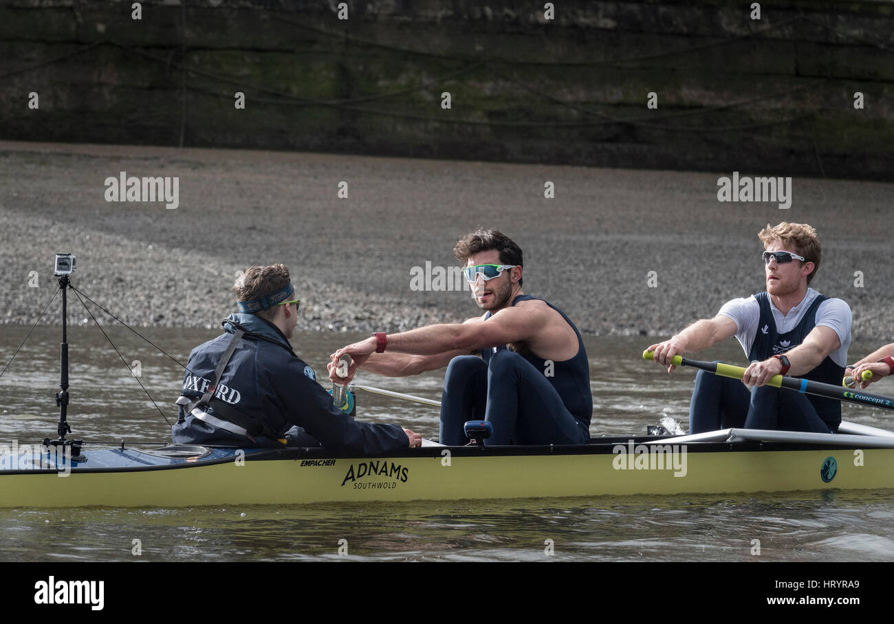 London, UK. 5th Mar, 2017. Boat Race Fixture. Oxford University Boat ...