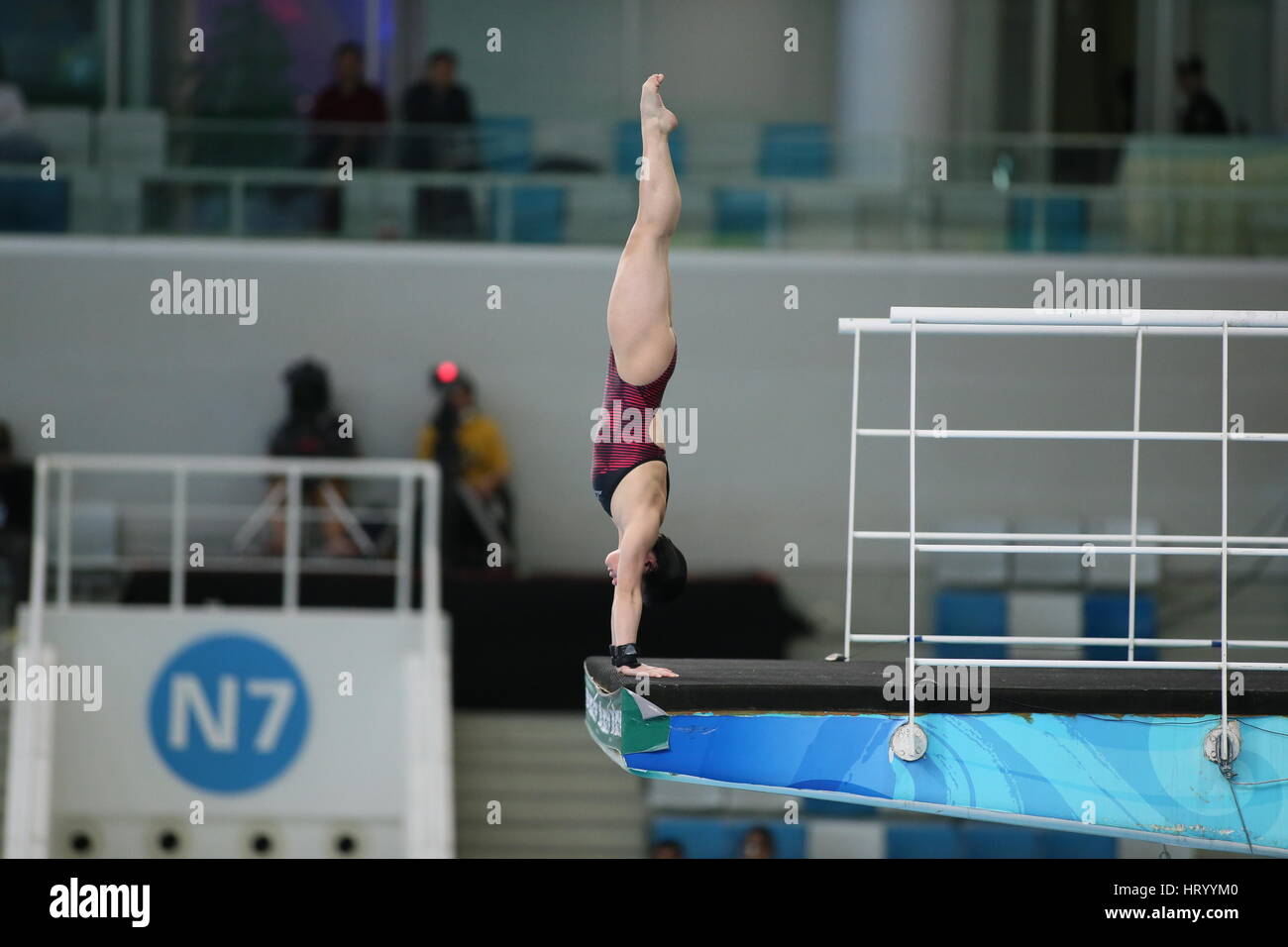 Womens 10m platform final hi-res stock photography and images - Alamy