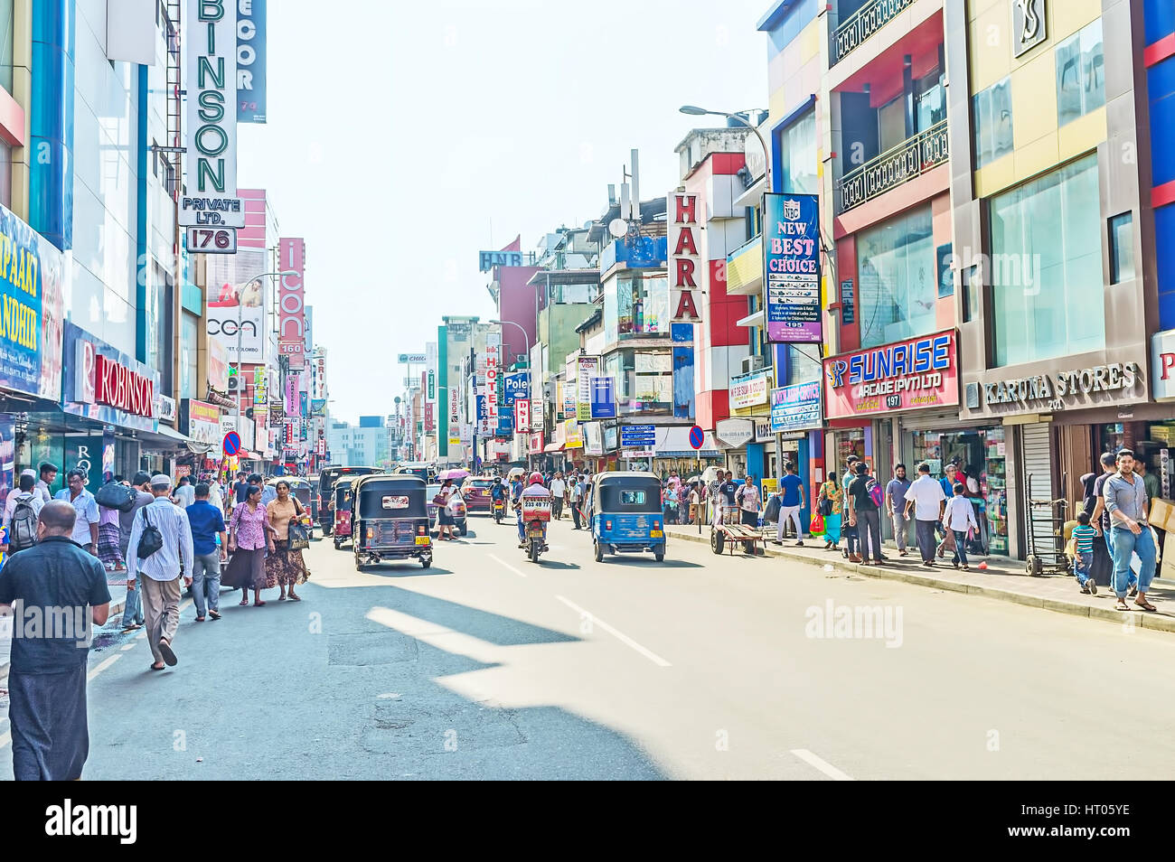 Pettah sri lanka crowd hi-res stock photography and images - Alamy