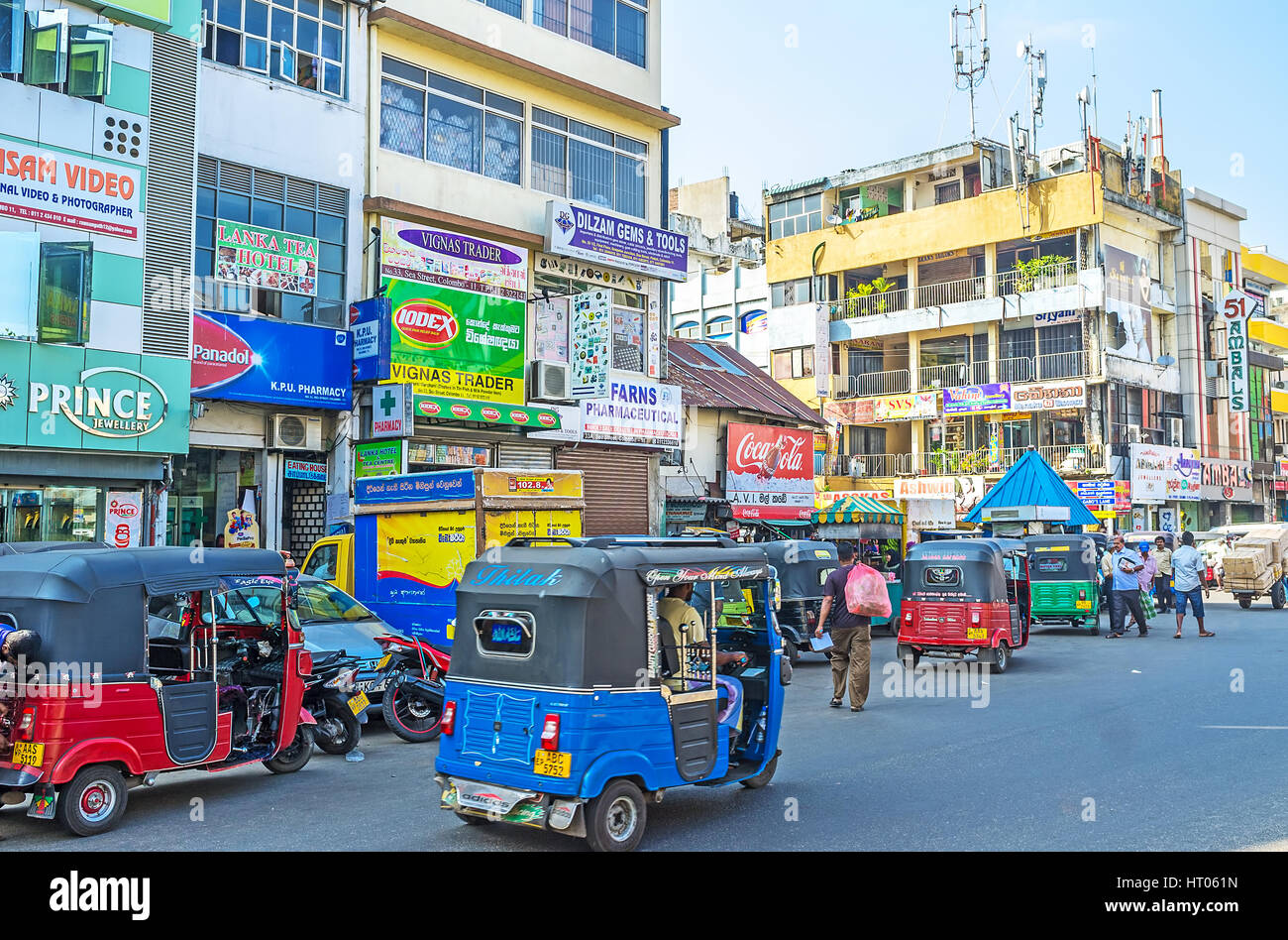 COLOMBO, SRI LANKA - DECEMBER 6, 2016: The Pettah neighborhood is ...