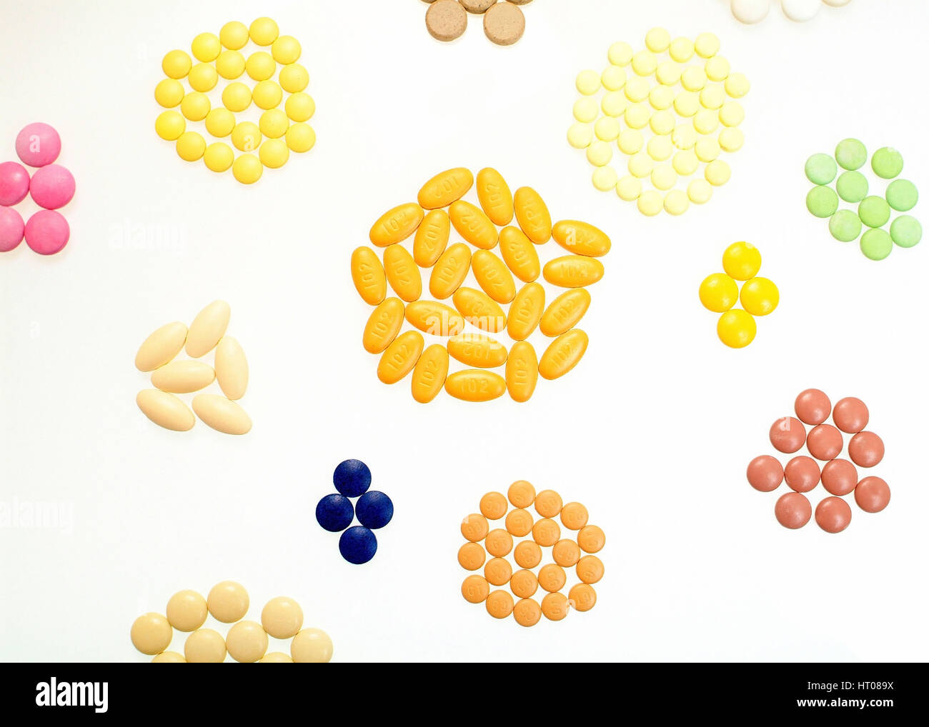 bunte Tabletten - coloured tablets Stock Photo - Alamy