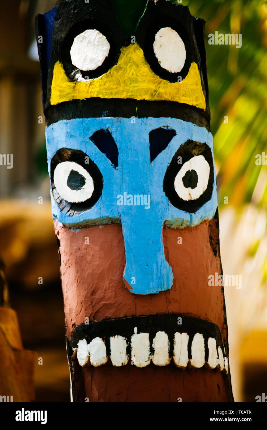 Tribal ritual totem hi-res stock photography and images - Alamy