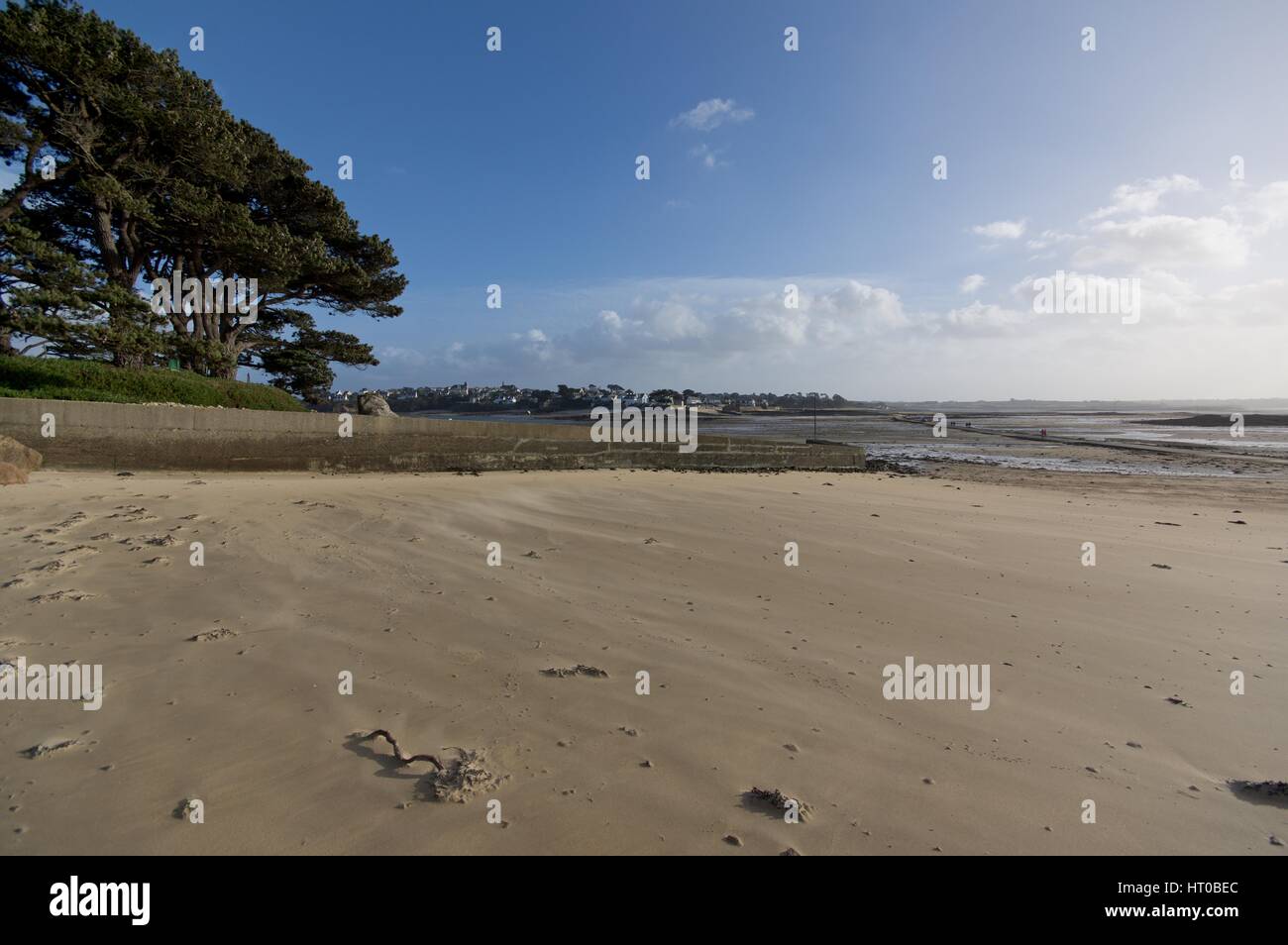 Carantec hi-res stock photography and images - Alamy