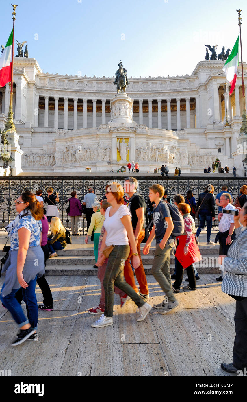 THE VICTORIAN, VITTORIO EMANUELE MONUMENT, VENICE PLAZA, ROME'S ...