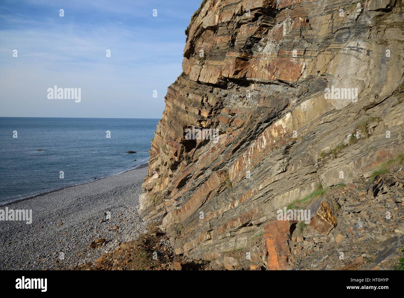 Folded rocks hi-res stock photography and images - Alamy