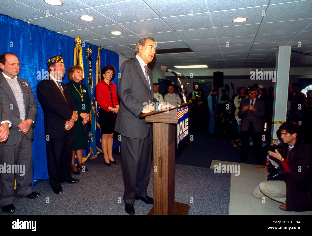Senator Robert Dole Republican presidential candidate with his daughter ...