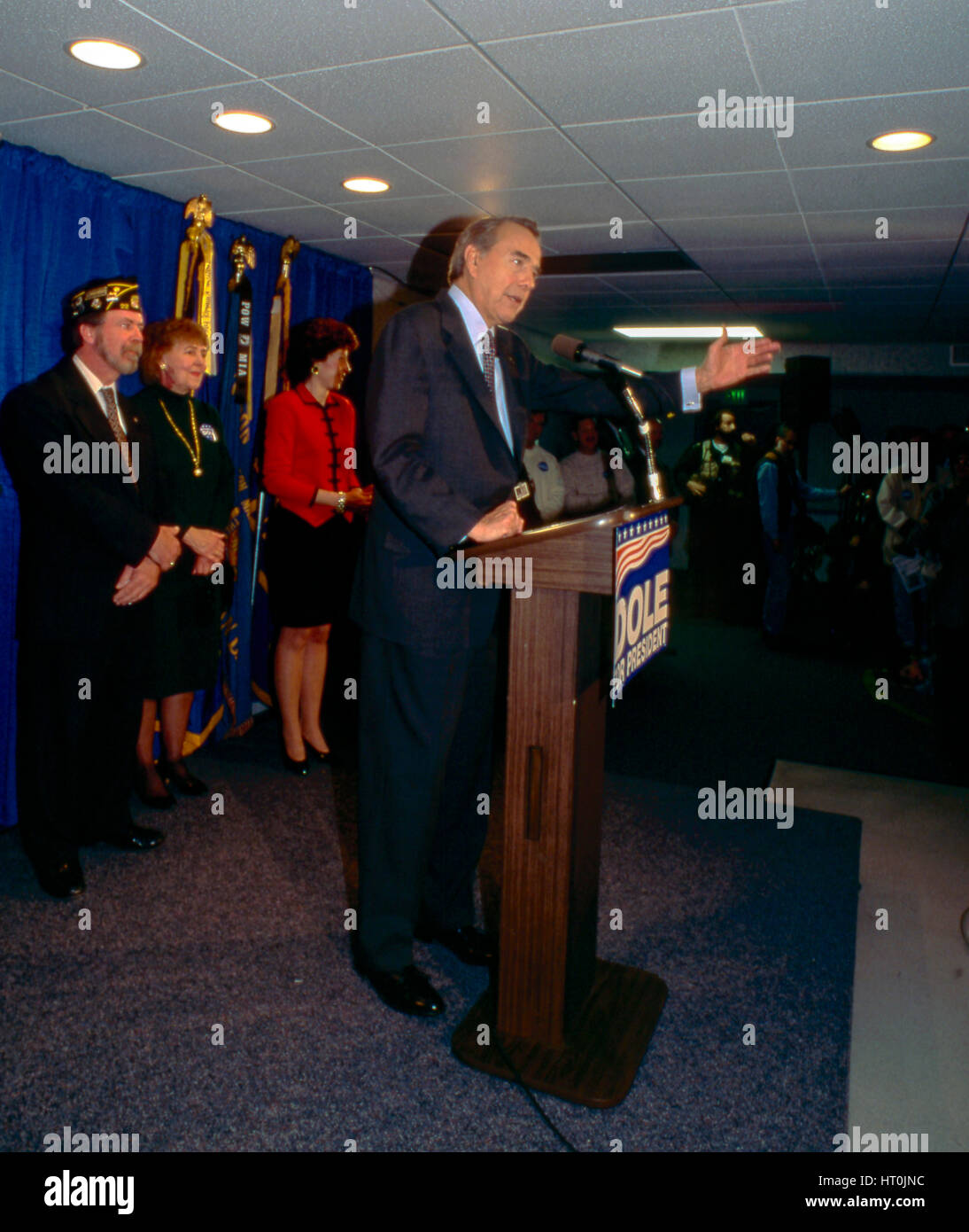 Senator Robert Dole Republican presidential candidate with his daughter ...
