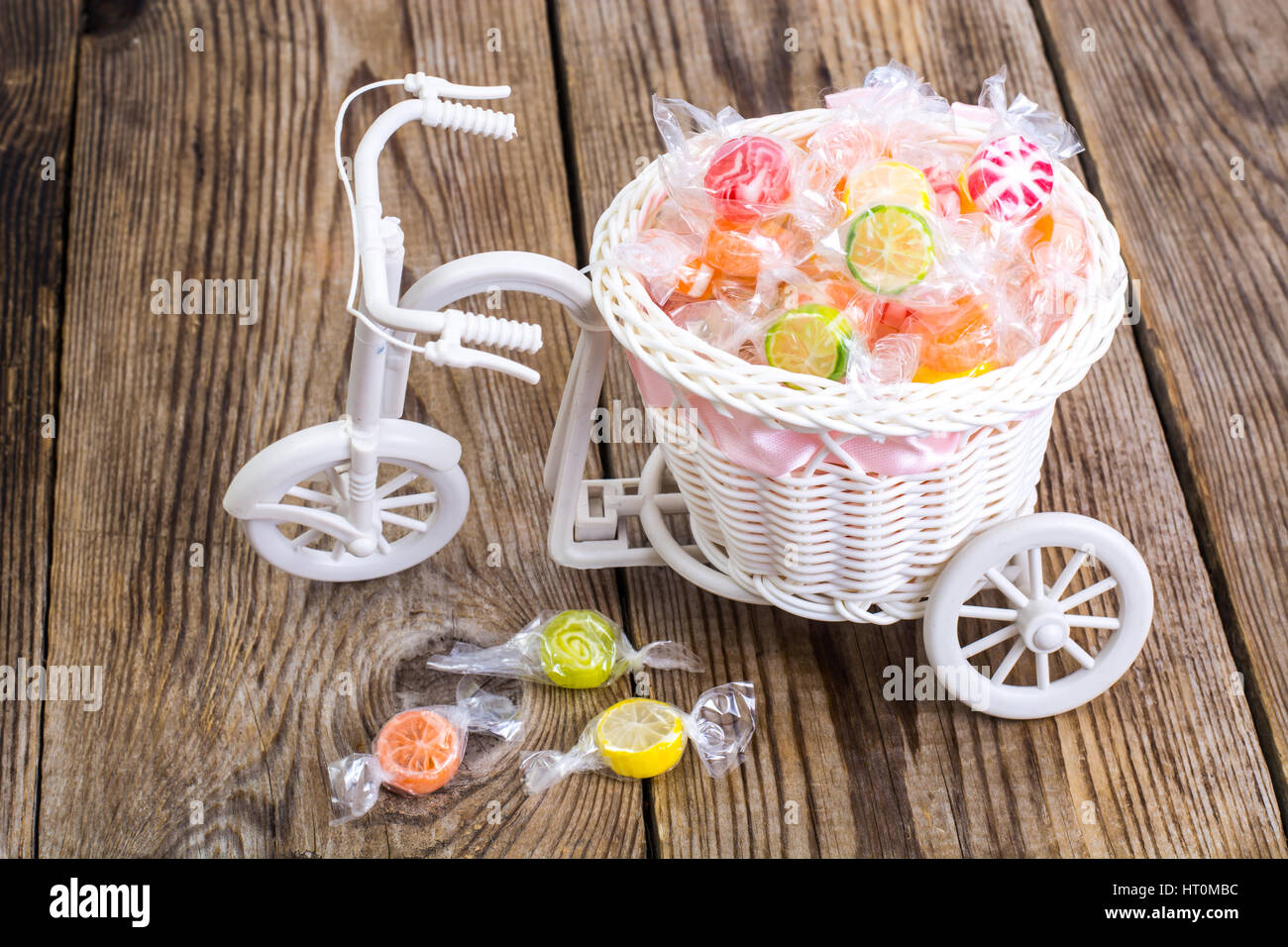 Cellophane wrappers cellophane wrapper hi-res stock photography and ...