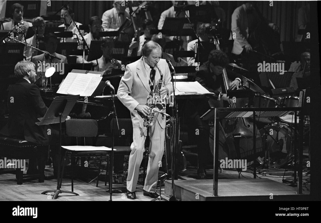 Johnny dankworth hi-res stock photography and images - Alamy