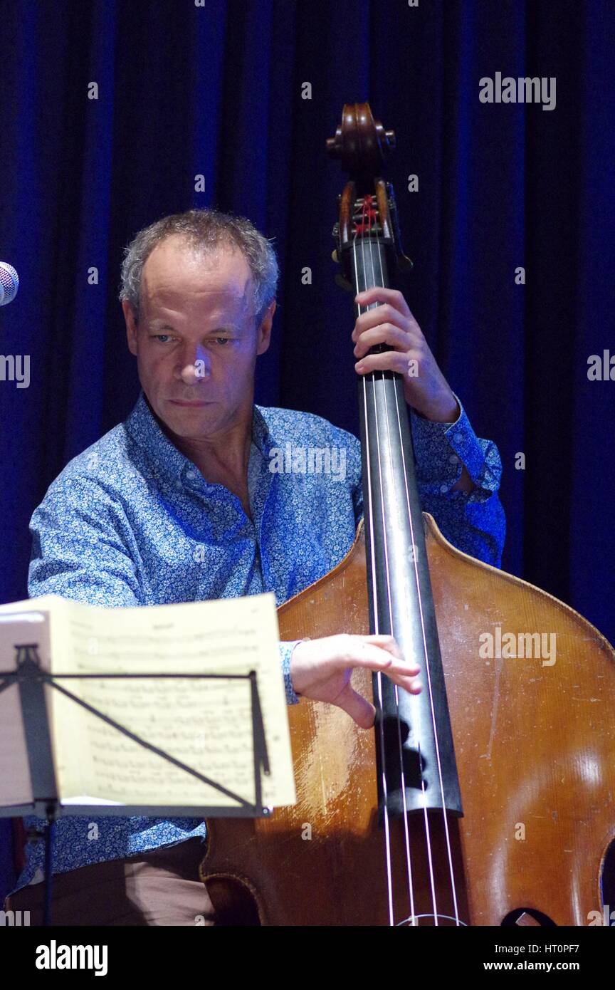 Alexander william tamba dankworth hi-res stock photography and images ...