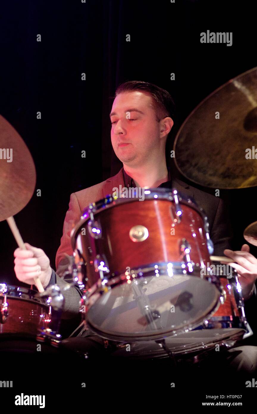 Matt fishwick hi-res stock photography and images - Alamy