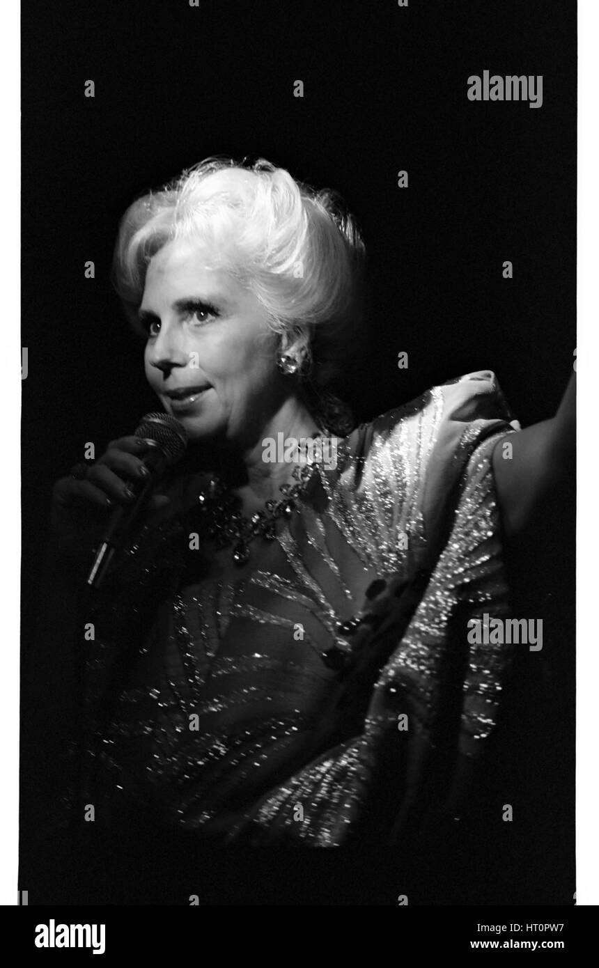Soho london 1980s hi-res stock photography and images - Alamy