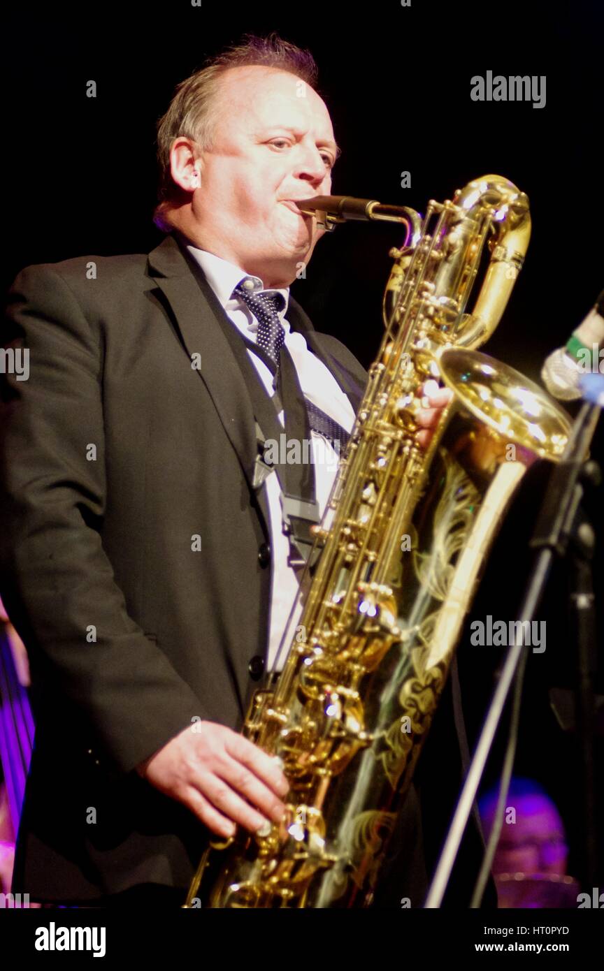 Alan barnes hi-res stock photography and images - Alamy