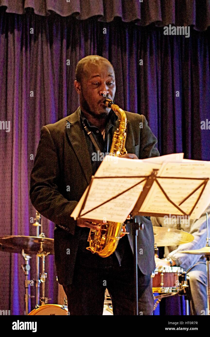 Kofi tony hi-res stock photography and images - Alamy