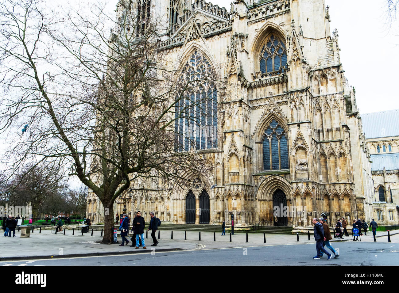 The Minster Building Stock Photos & The Minster Building Stock Images ...