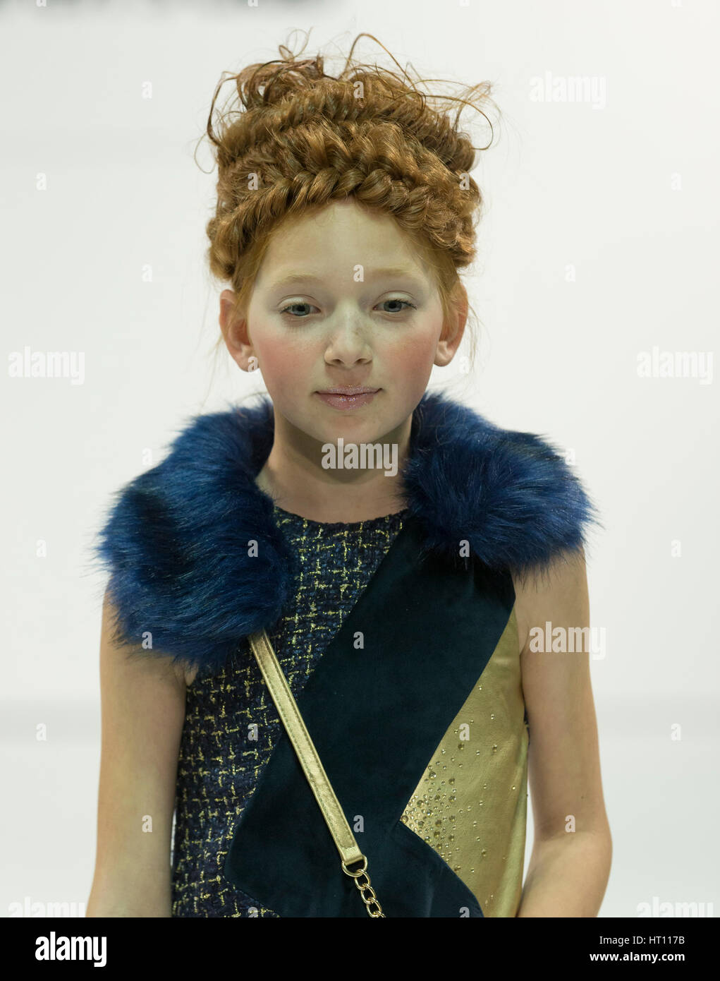 New York, United States. 05th Mar, 2017. Young model walks the runway ...