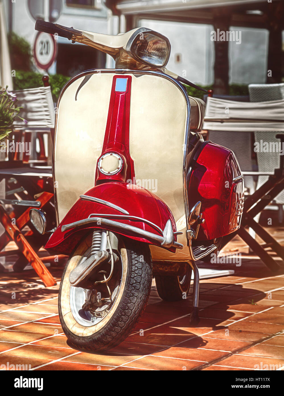 Italian style resturant hi-res stock photography and images - Alamy