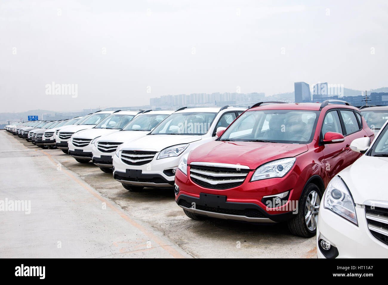 Vehicle parking lot hi-res stock photography and images - Alamy