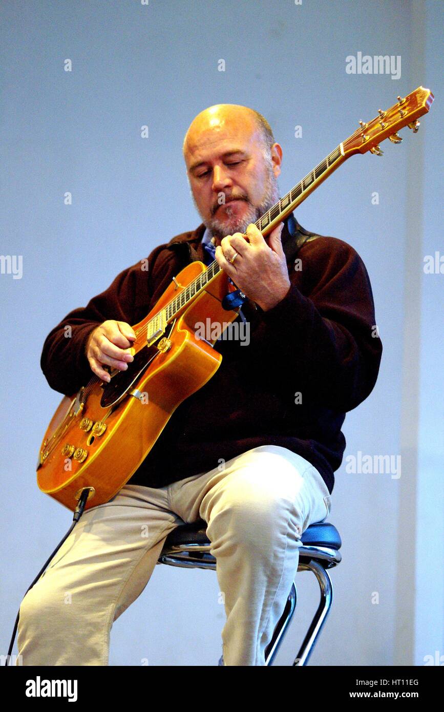 Brian kent hi-res stock photography and images - Alamy