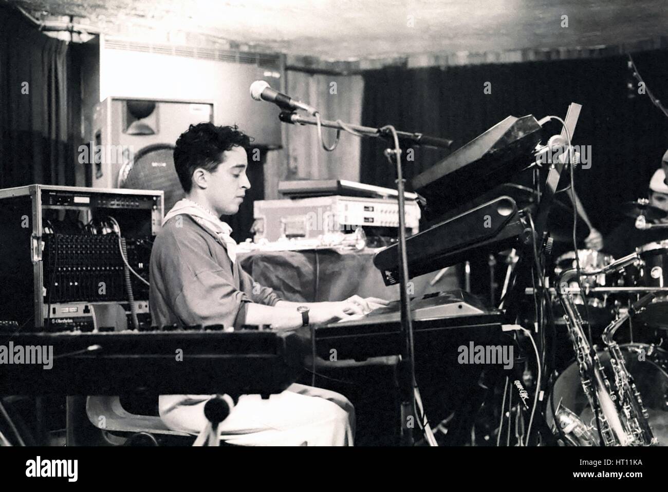 Tenor clef hi-res stock photography and images - Alamy