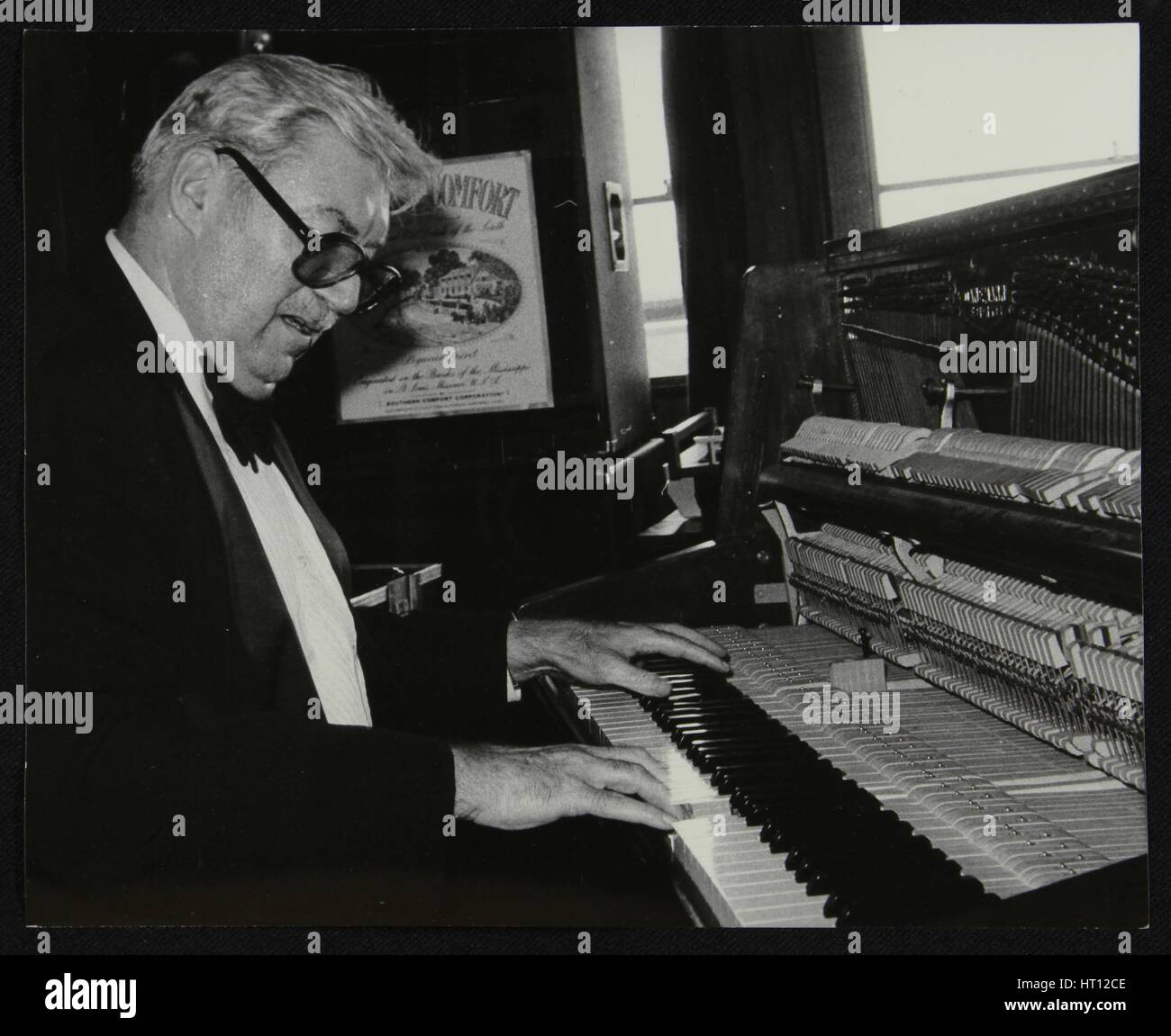 Nat Pierce at the piano, London, 1984. Artist: Denis Williams Stock ...