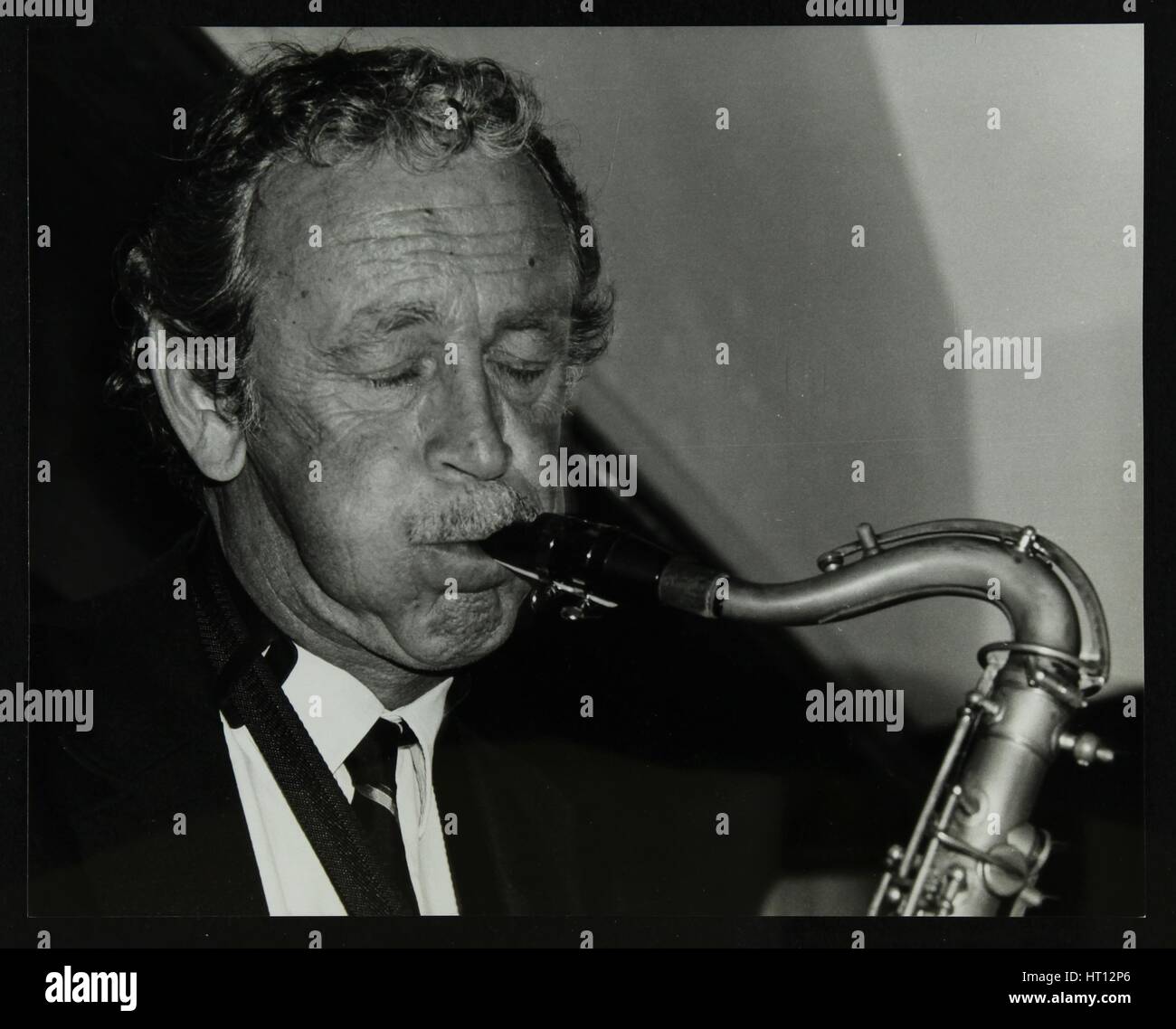 Spike Robinson playing the tenor saxophone at The Bell, Codicote ...