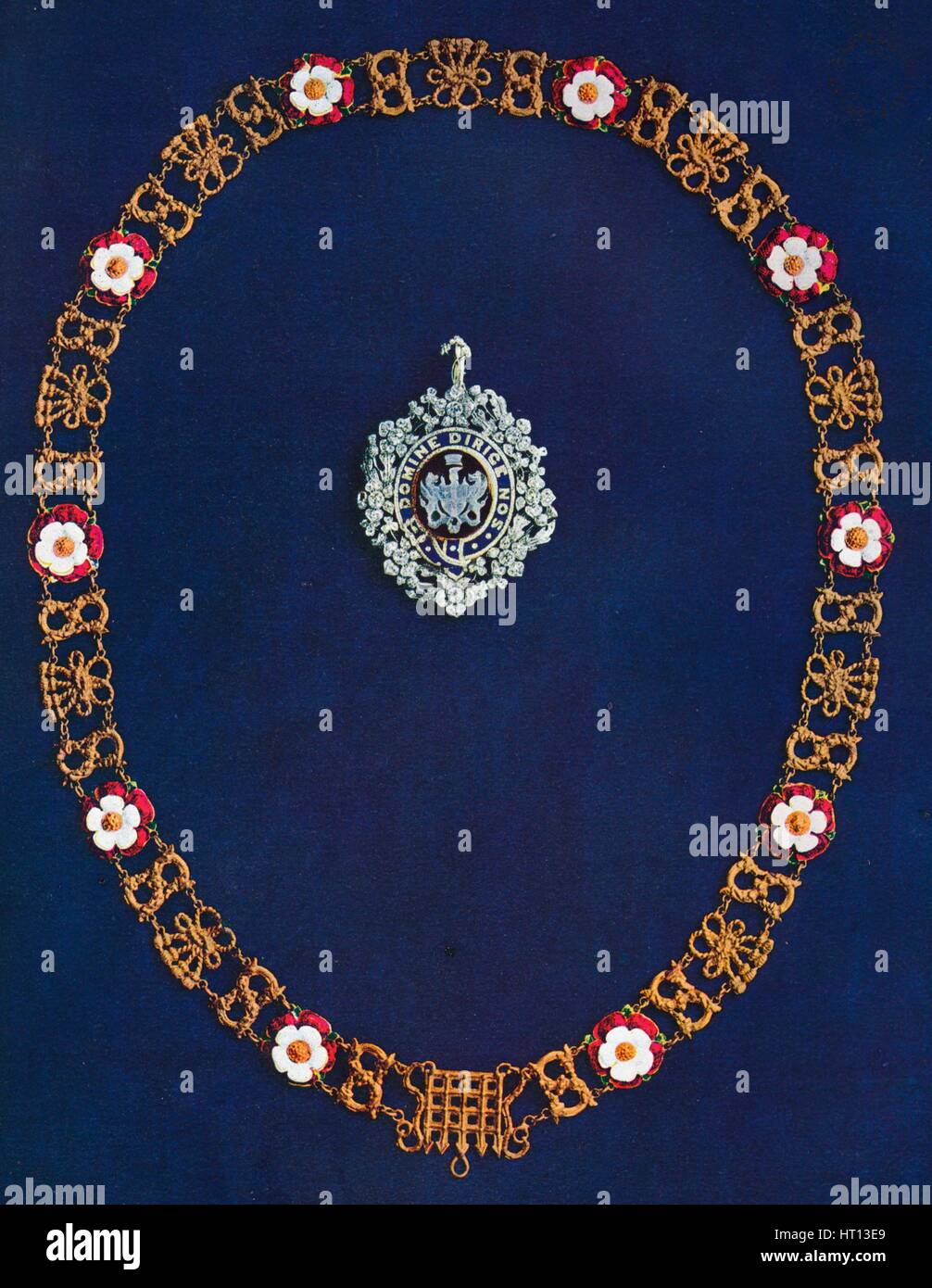 Lord mayors chain of office hi-res stock photography and images - Alamy