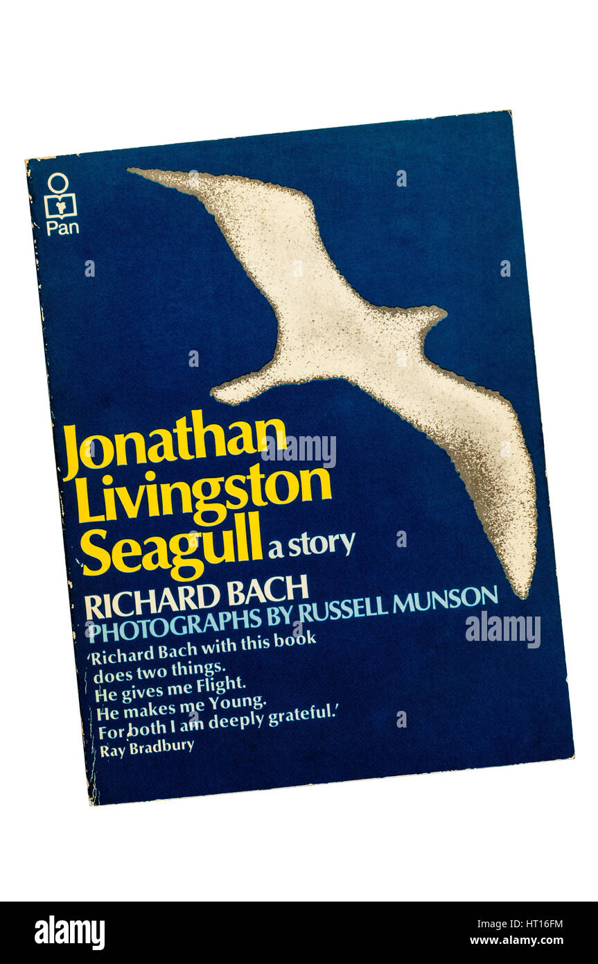 Jonathan livingston seagull hi-res stock photography and images - Alamy
