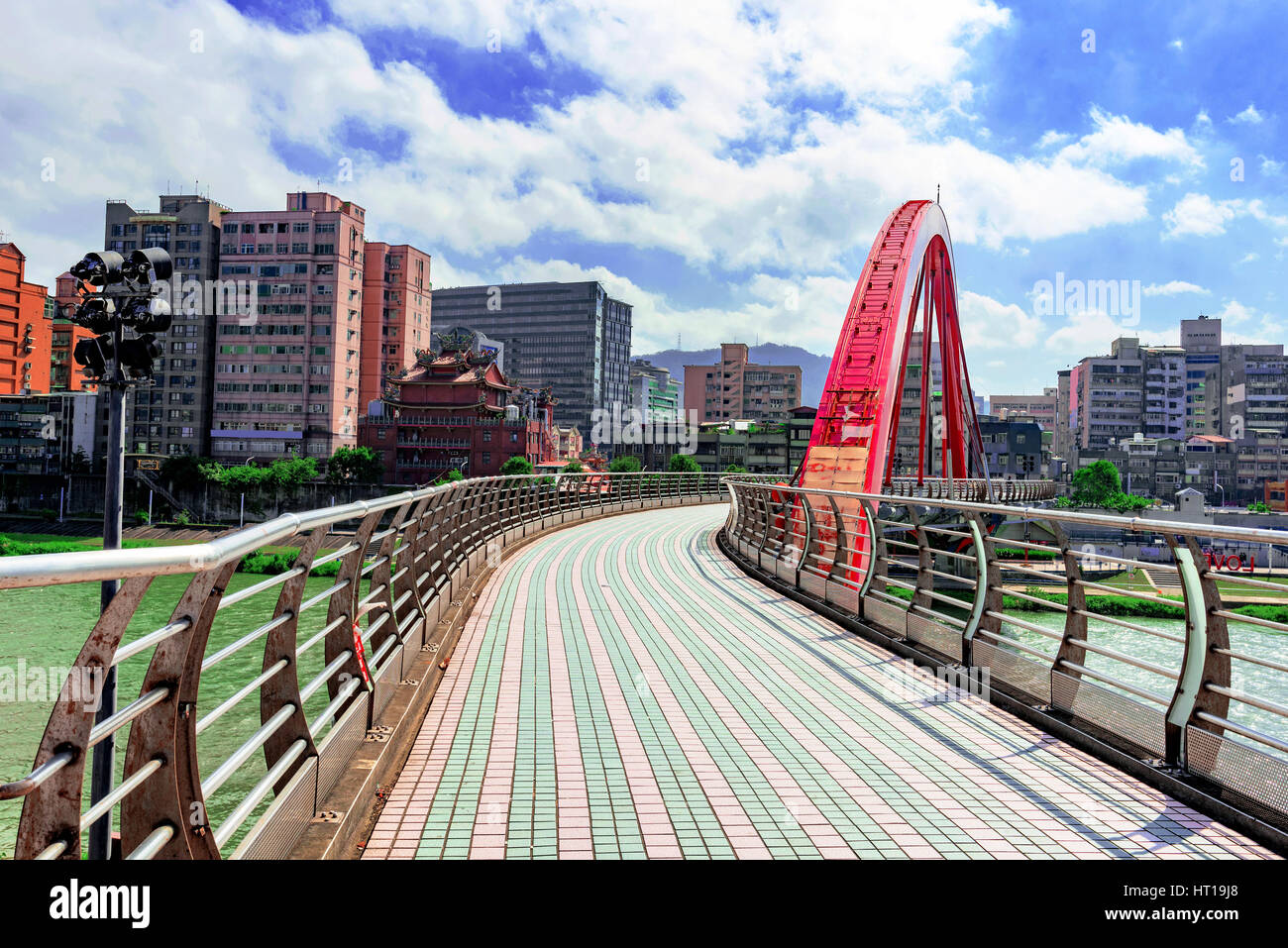 Rainbow bridge in Taipei on a sunny day Stock Photo - Alamy