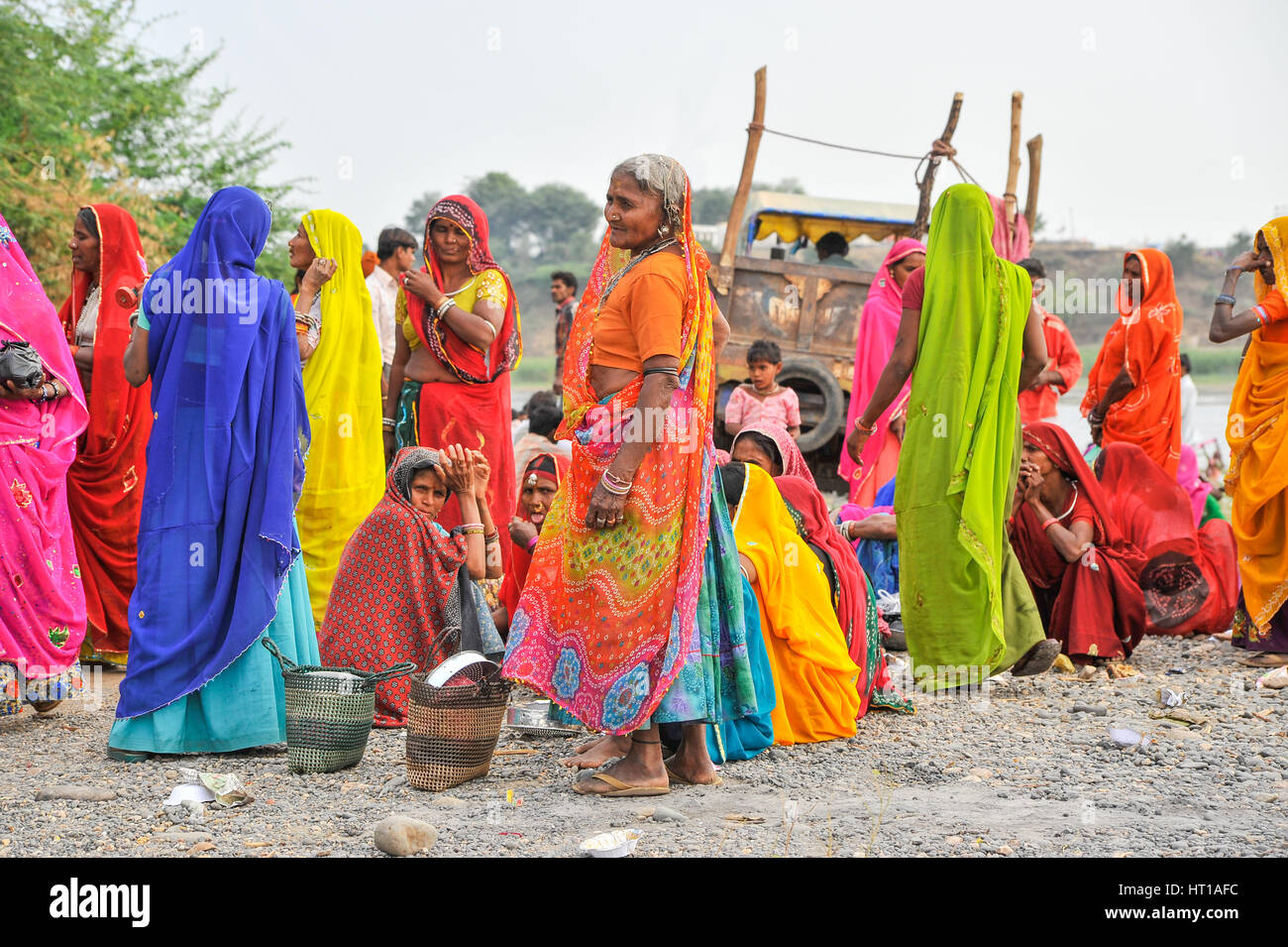 Rajasthani tribal women hi-res stock photography and images - Alamy
