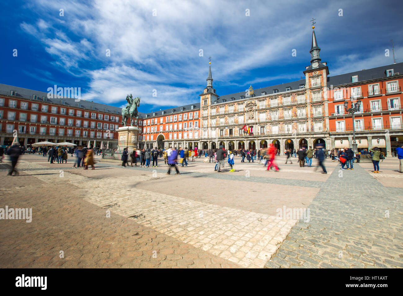 Madrid plaza mayor summer hi-res stock photography and images - Alamy