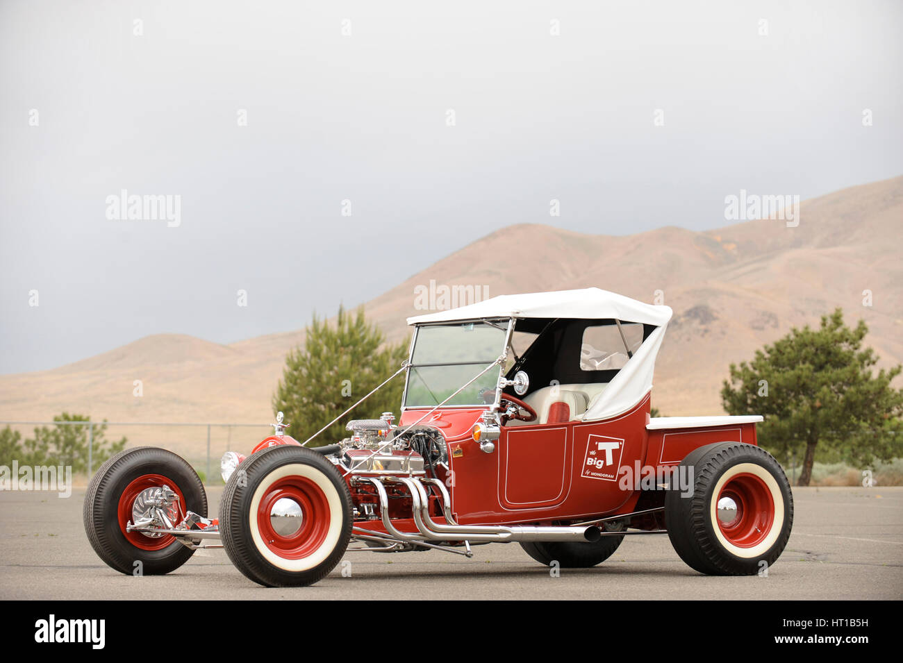 Ford the big t show Custom rod 1923. Artist: Simon Clay Stock Photo - Alamy
