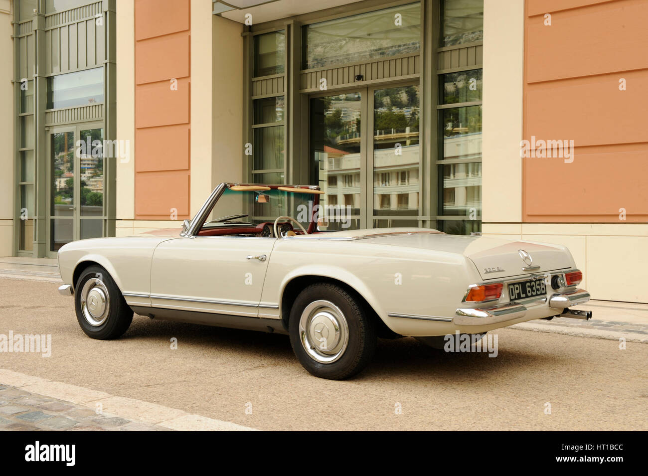 1963 mercedes benz hi-res stock photography and images - Alamy