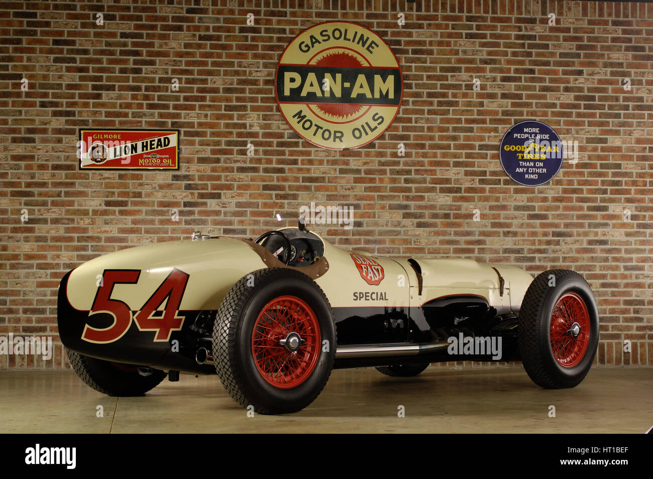 Clay Model Ford High Resolution Stock Photography and Images - Alamy