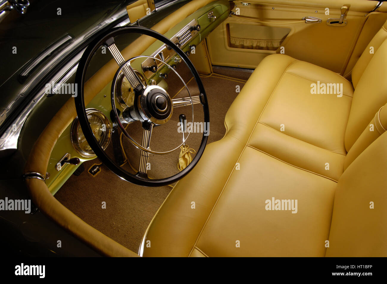 Nash Healey 1953. Artist: Simon Clay Stock Photo - Alamy