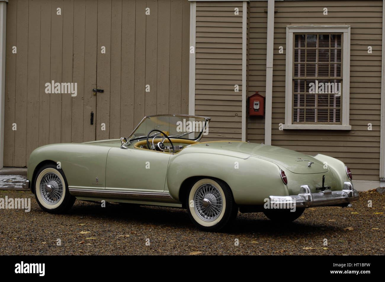 Nash Healey 1953. Artist: Simon Clay Stock Photo - Alamy