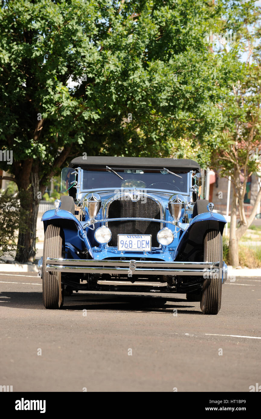 Ruxton model c roadster 1932. Artist: Simon Clay Stock Photo - Alamy