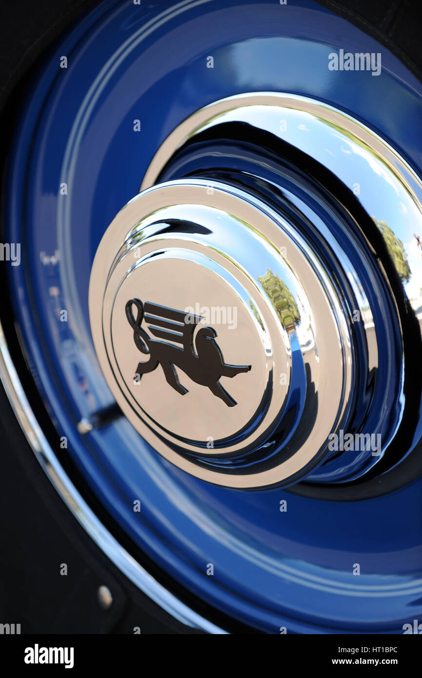 Ruxton model c roadster 1932. Artist: Simon Clay Stock Photo - Alamy