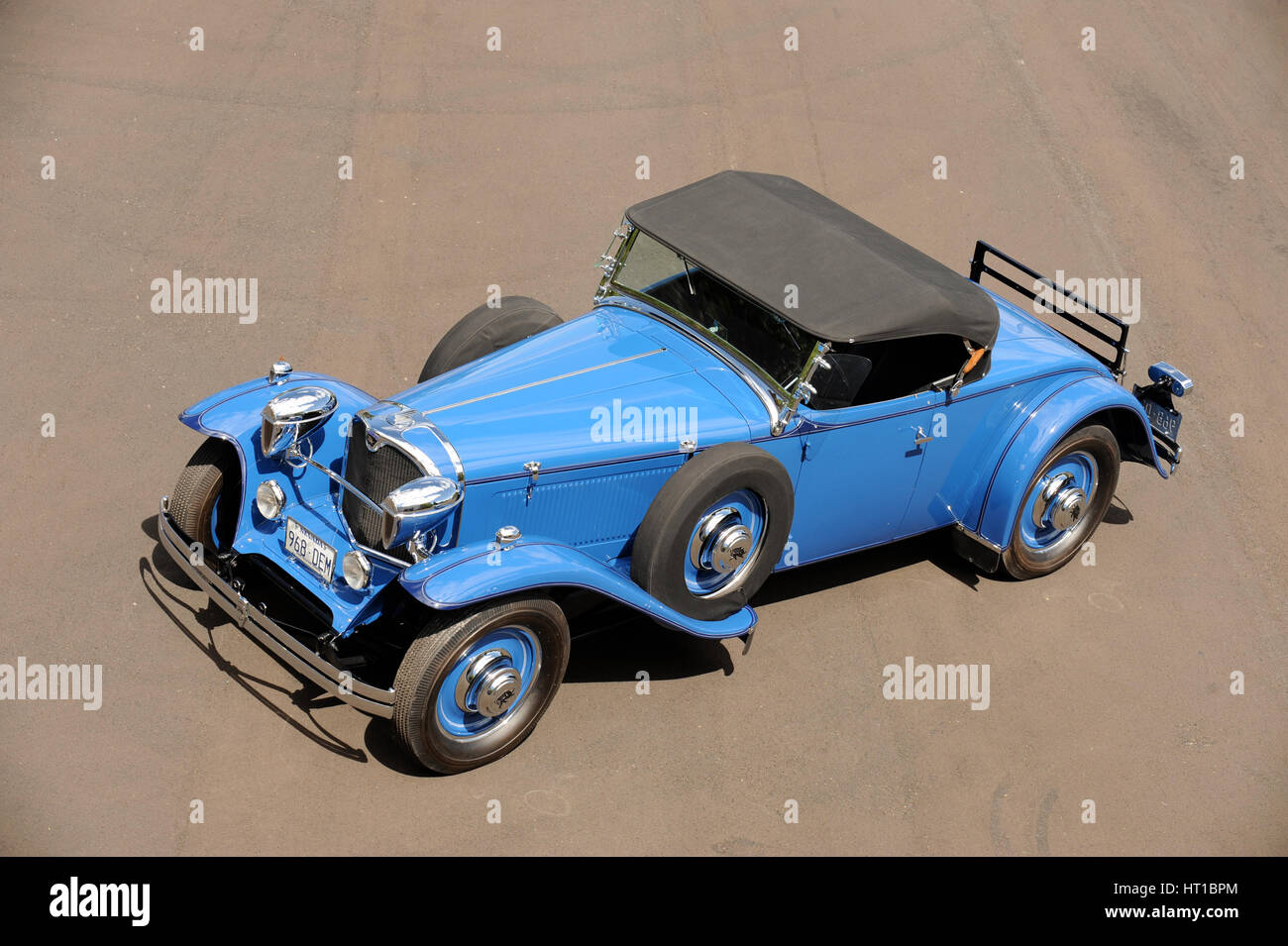 Ruxton model c roadster 1932. Artist: Simon Clay Stock Photo - Alamy