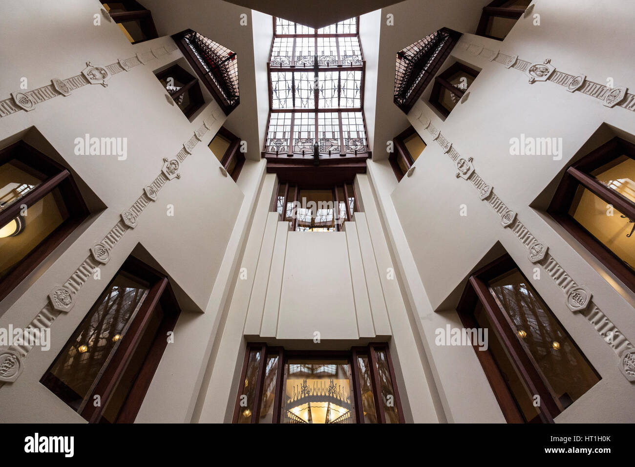 Van der Mey Hall. Het Scheepvaarthuis (The Shipping House), Amsterdam ...