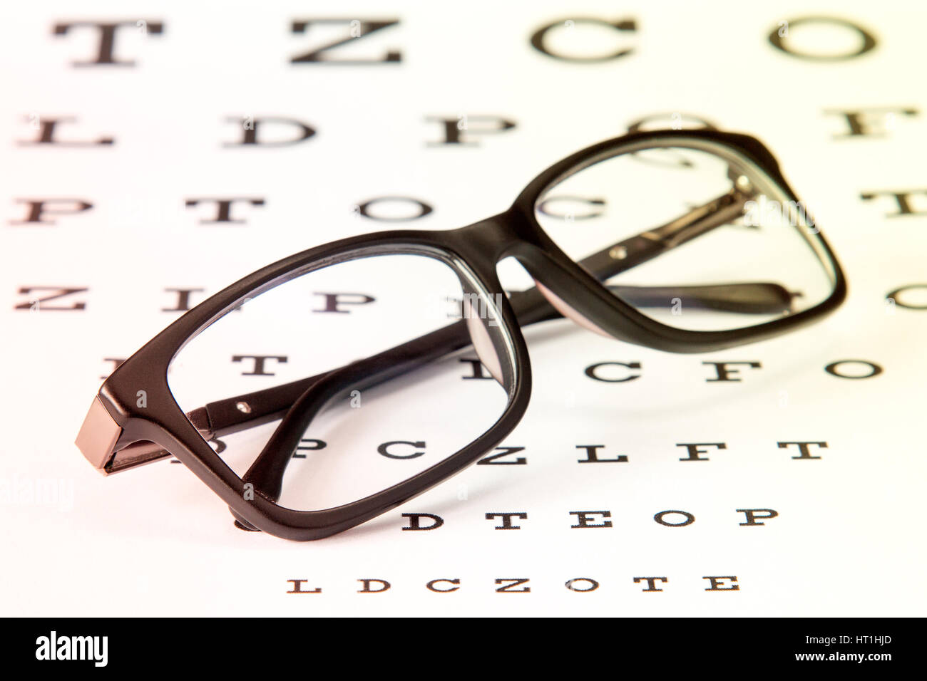 Eye sight test hi-res stock photography and images - Alamy