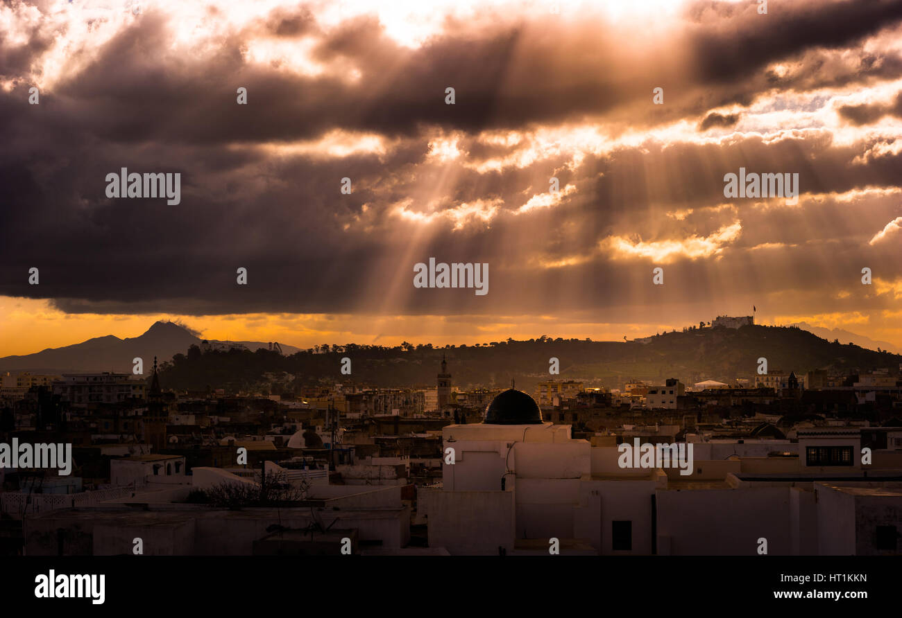 Skyline tunis traditional architecture hi-res stock photography and ...